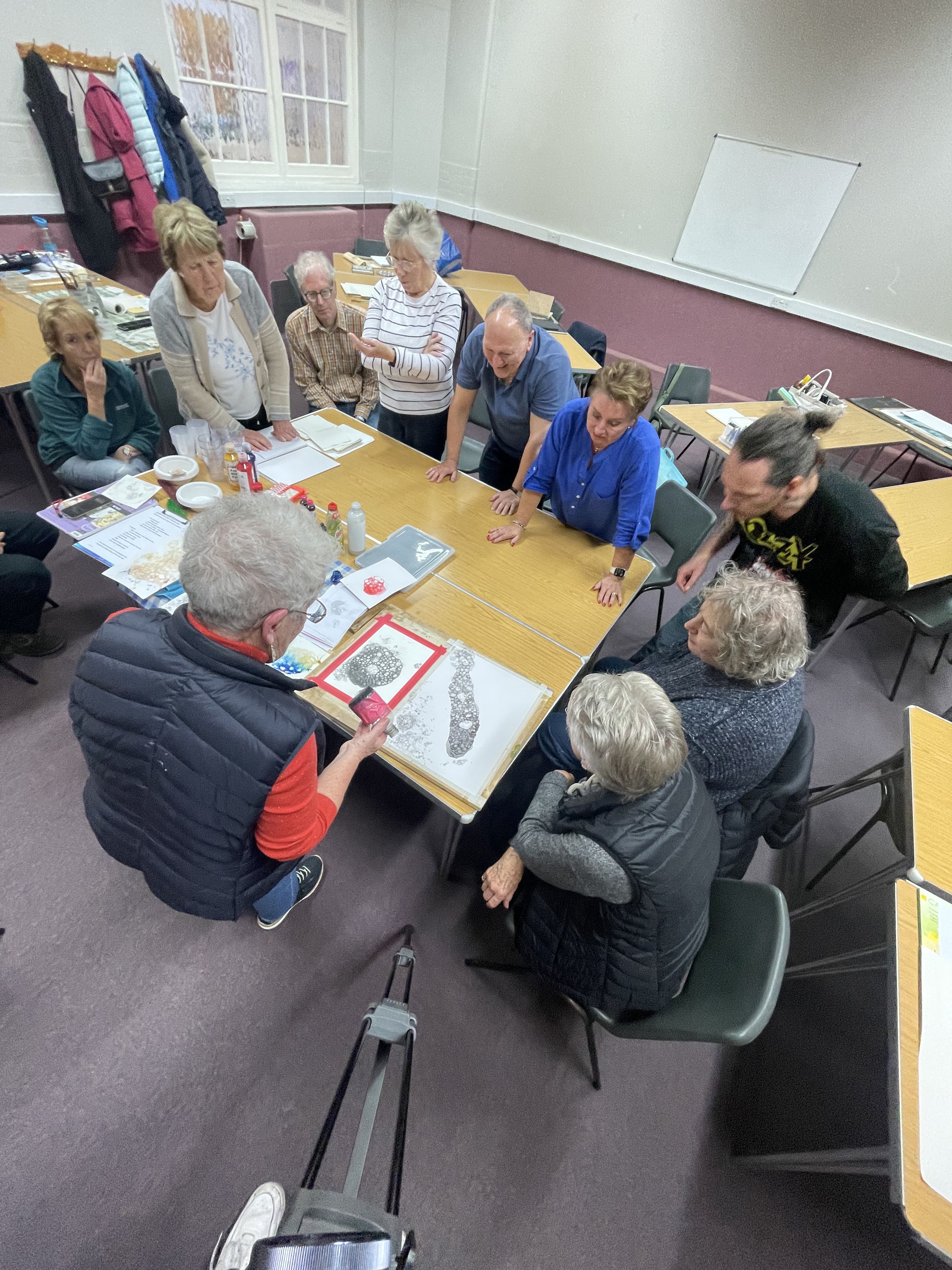Bournemouth Bay Art Group hold weekly art sessions at Moordown ...